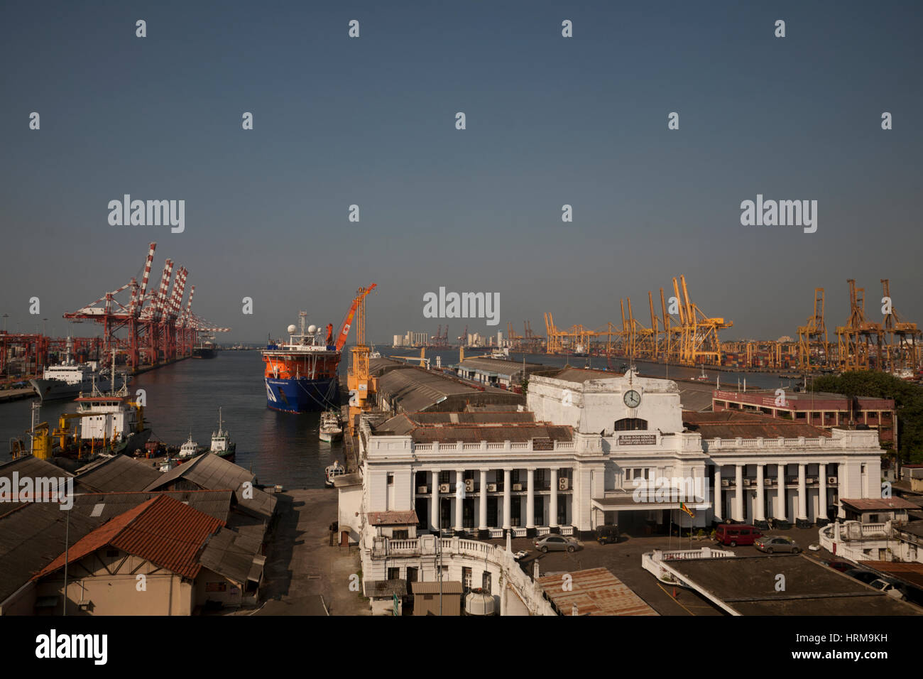 port authority fort colombo sri lanka Stock Photo - Alamy