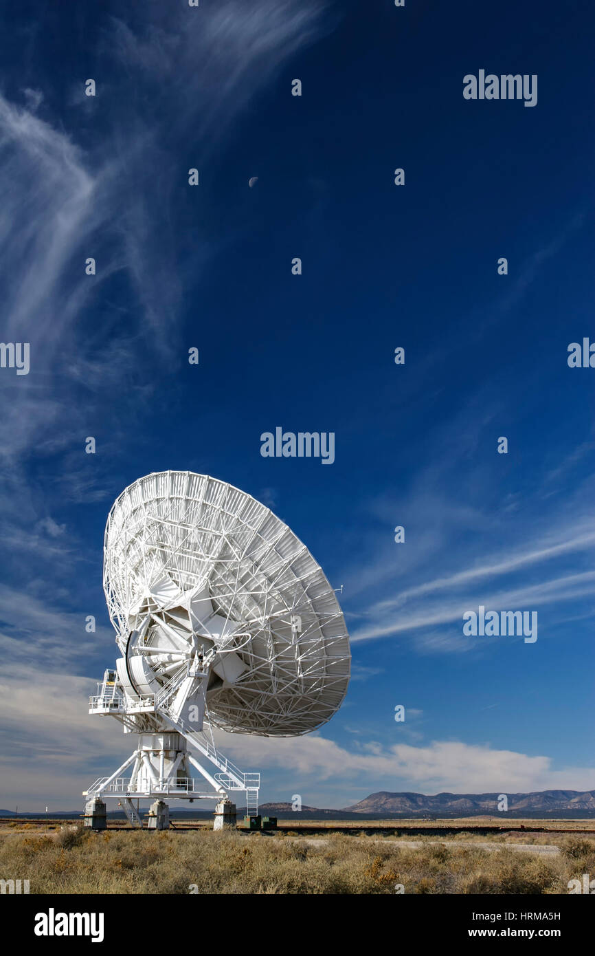 Radio Telescope, Very Large Array (VLA), near Magdalena, New Mexico USA ...