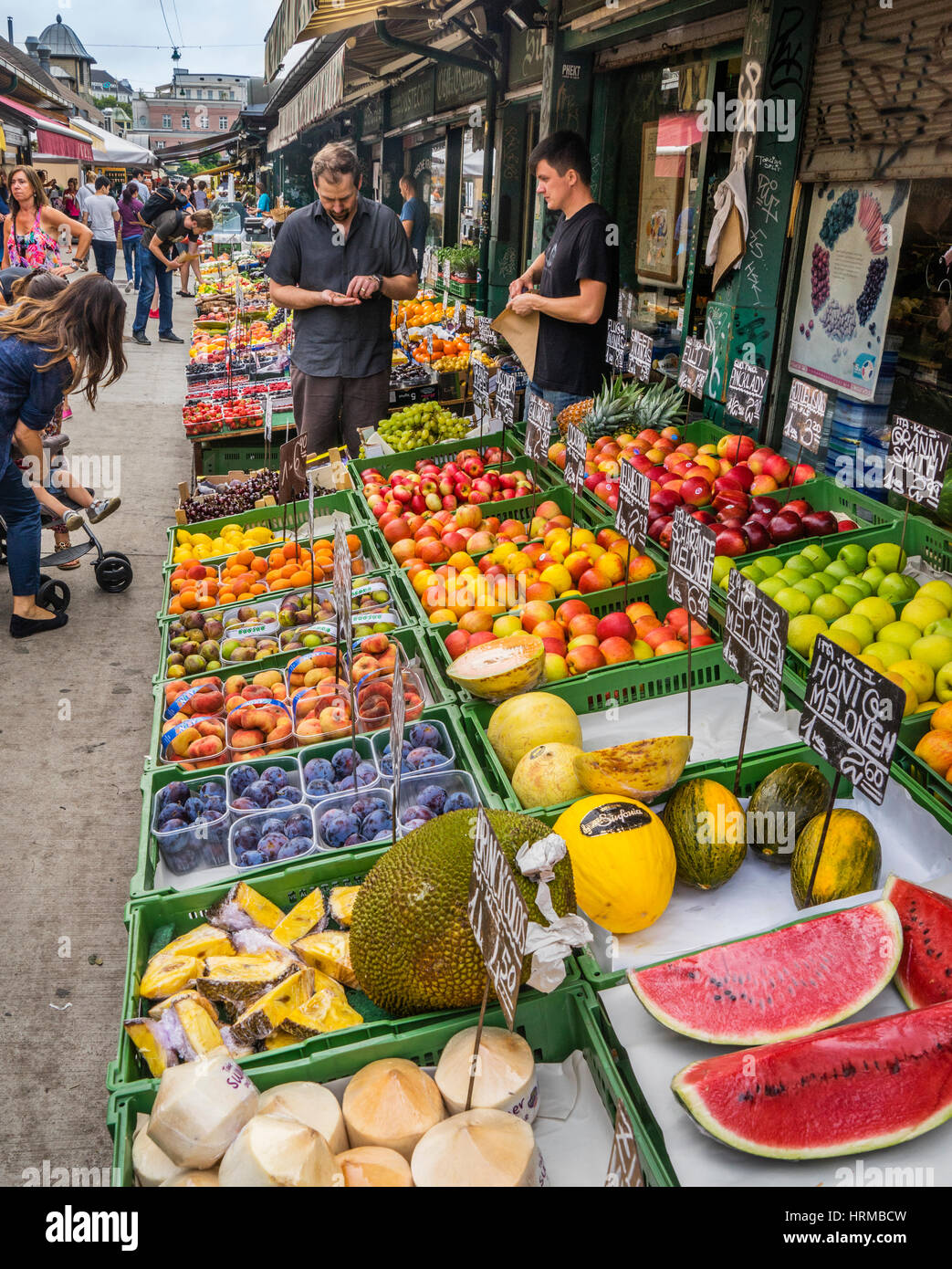Naschmarkt wien hi-res stock photography and images - Alamy