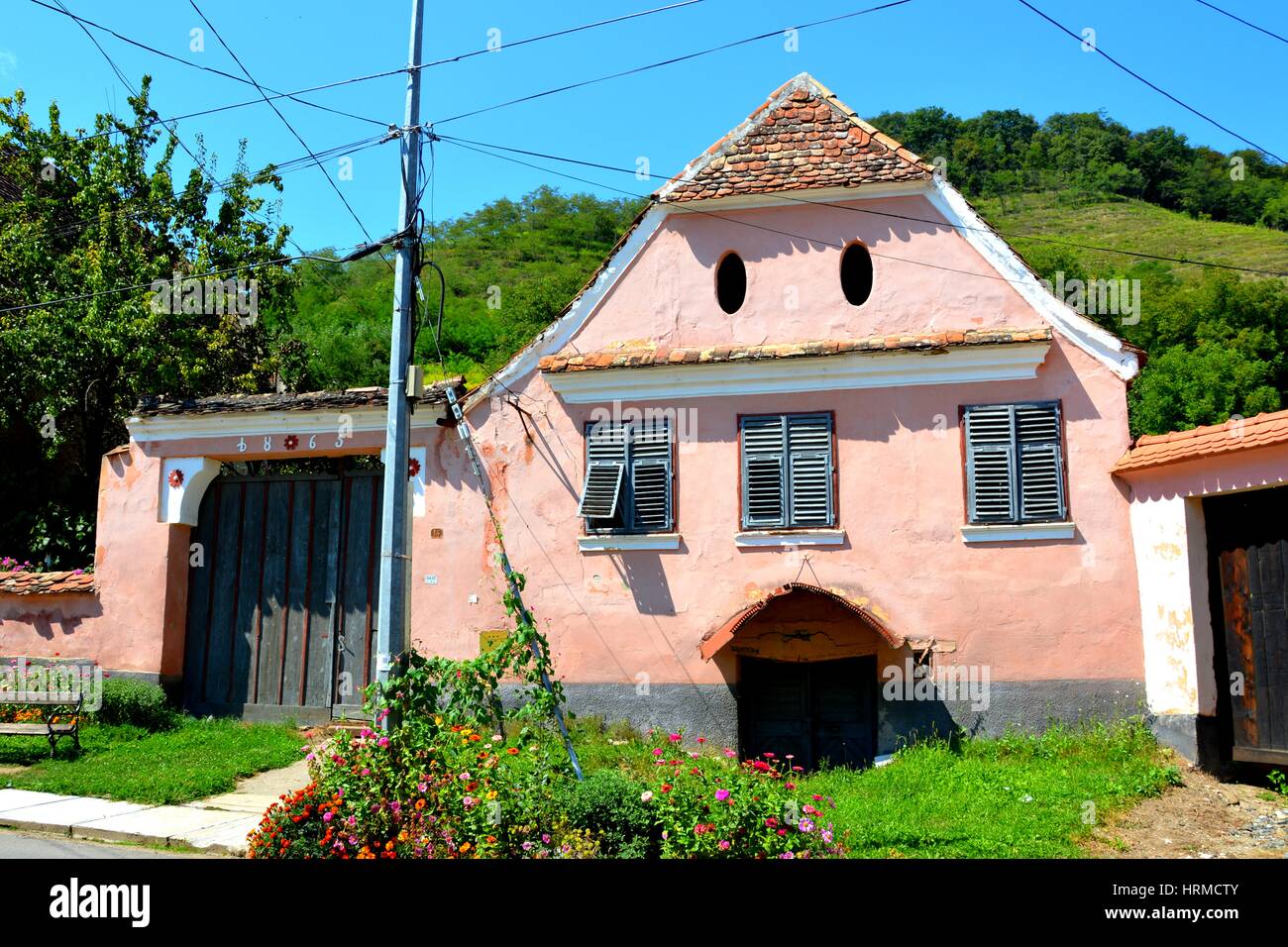 Typical romanian houses hi-res stock photography and images - Alamy