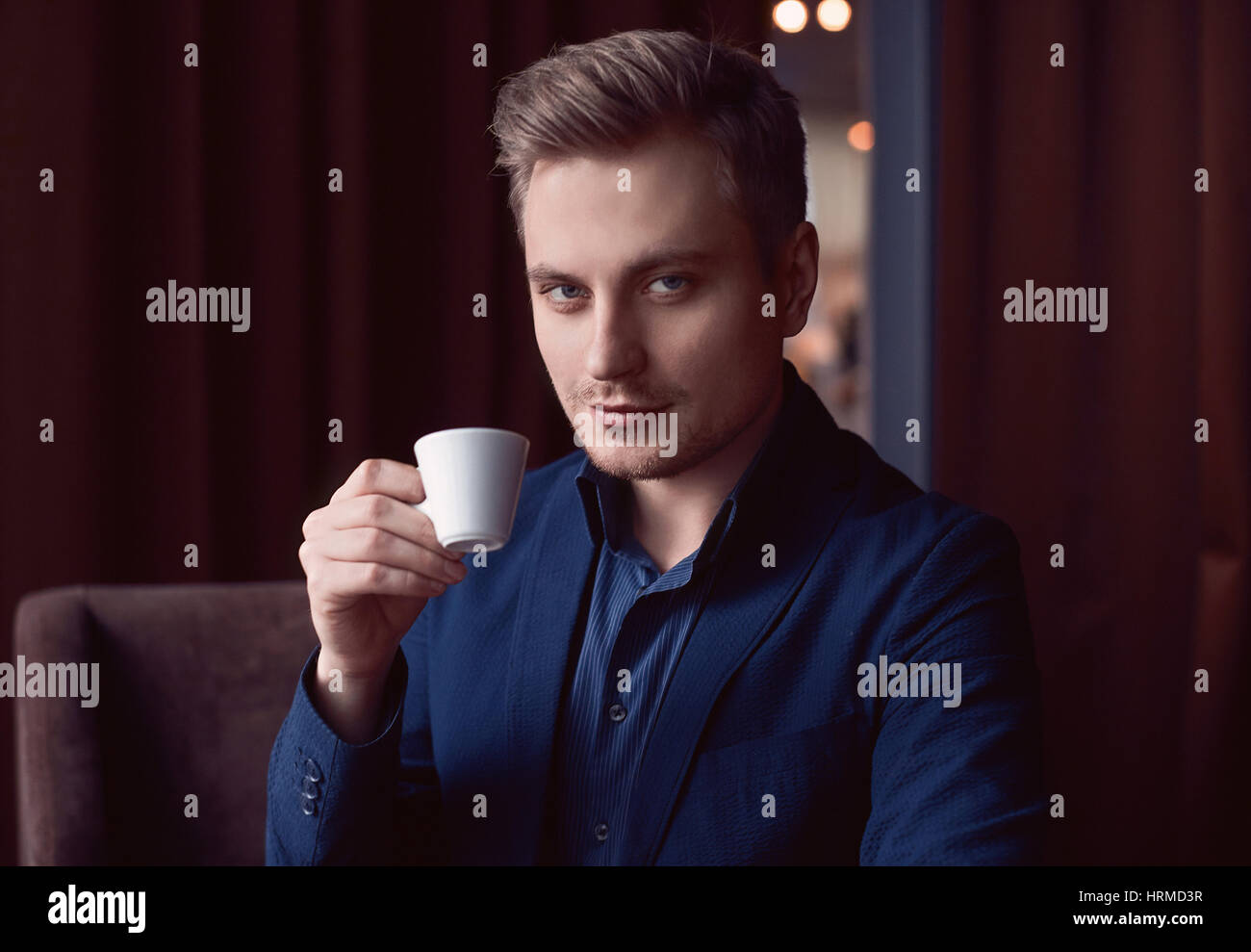 Professional model hi-res stock photography and images - Alamy