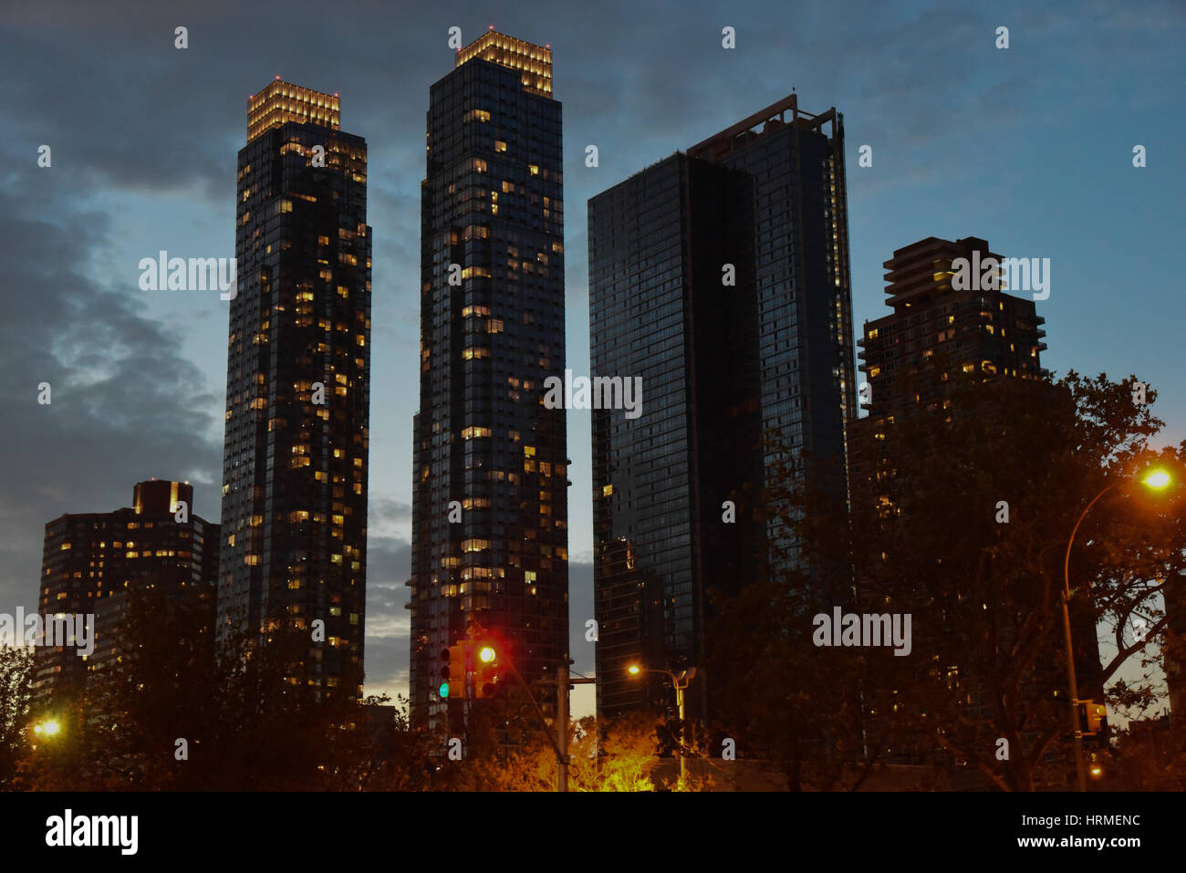 Manhattan at dusk Stock Photo - Alamy