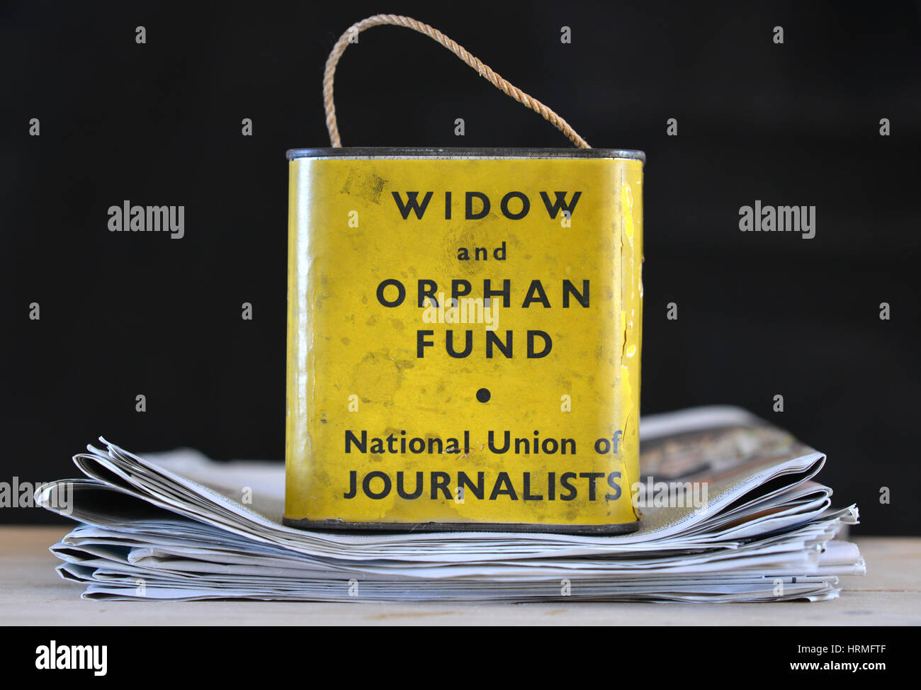 Vintage tin collecting hi-res stock photography and images - Alamy