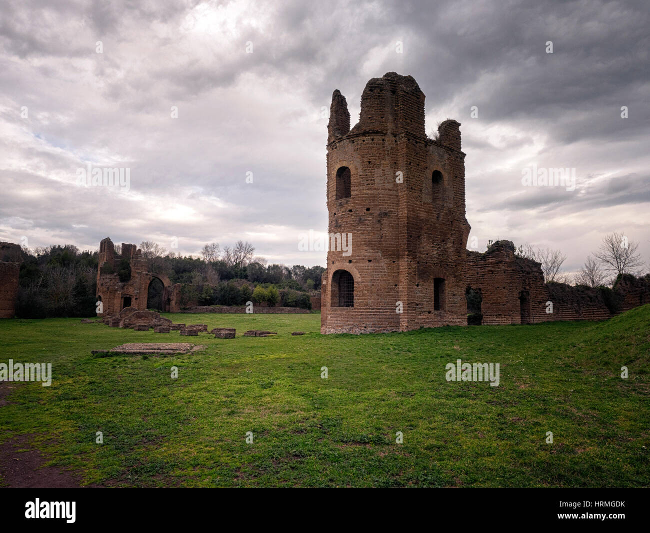 Circus of Maxentius: a well-preserved Roman circus in the countryside ...