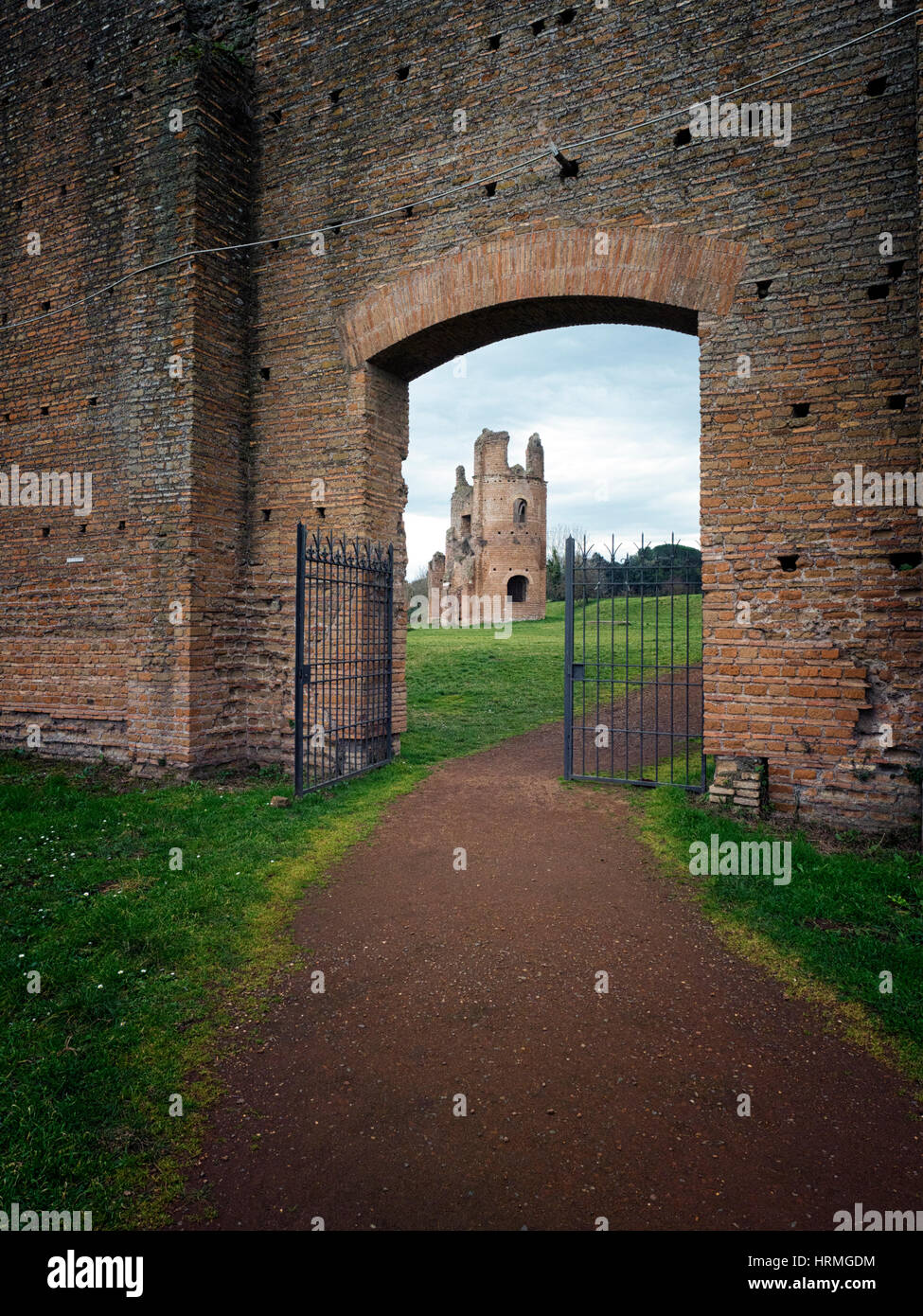 Circus of Maxentius: a well-preserved Roman circus in the countryside ...