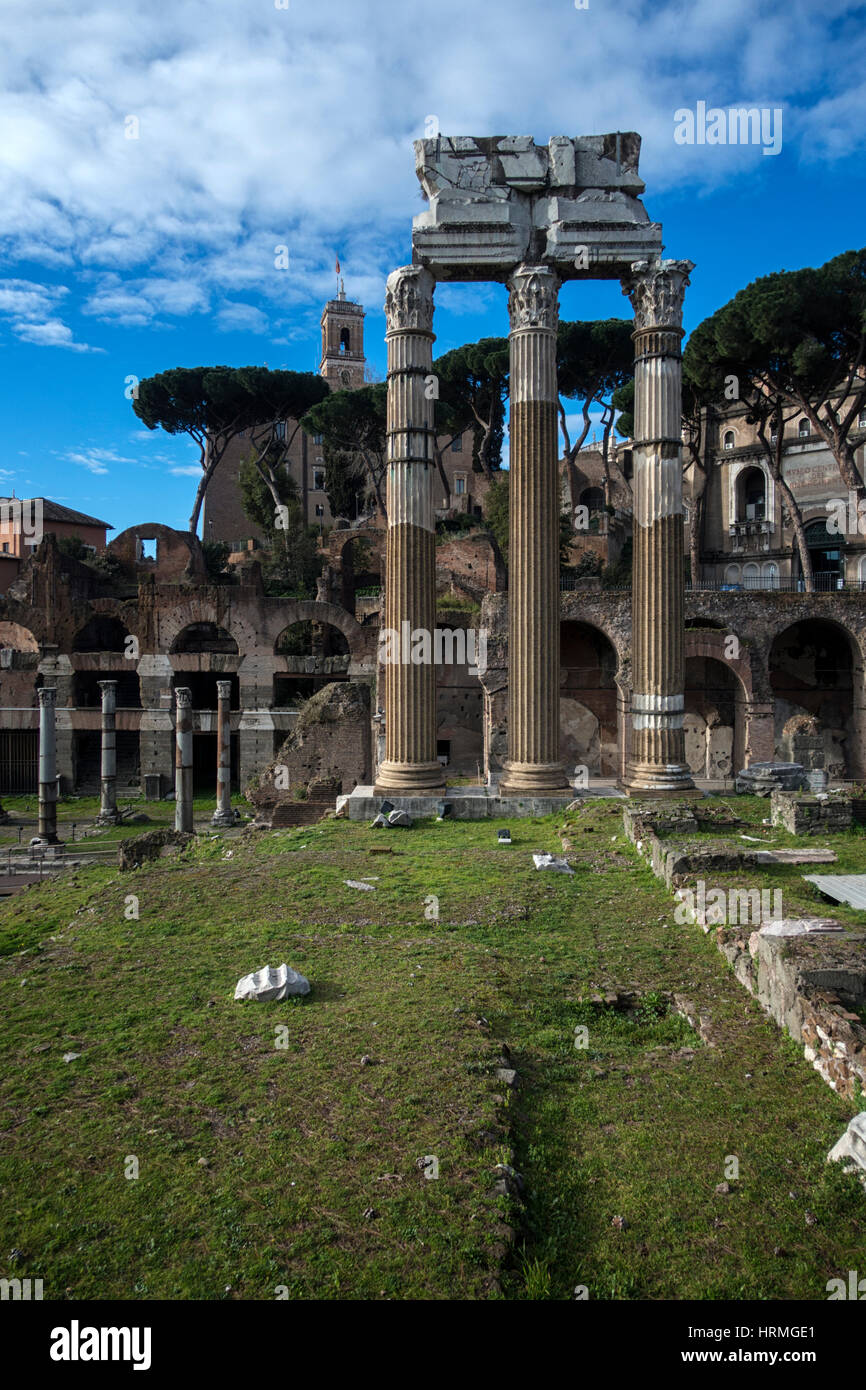 Temple of julius caesar rome hi-res stock photography and images - Alamy