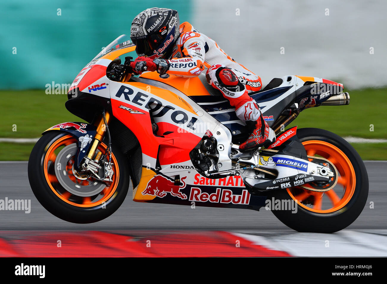 MotoGP 2017 pre-season test at Sepang International Circuit - Day 1 ...