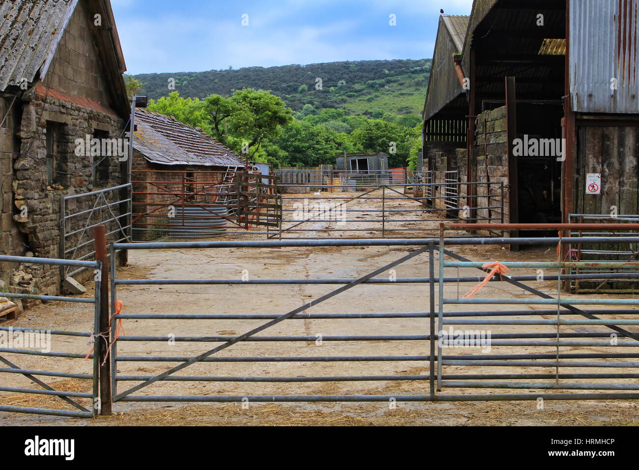 Old farm gates hi-res stock photography and images - Alamy