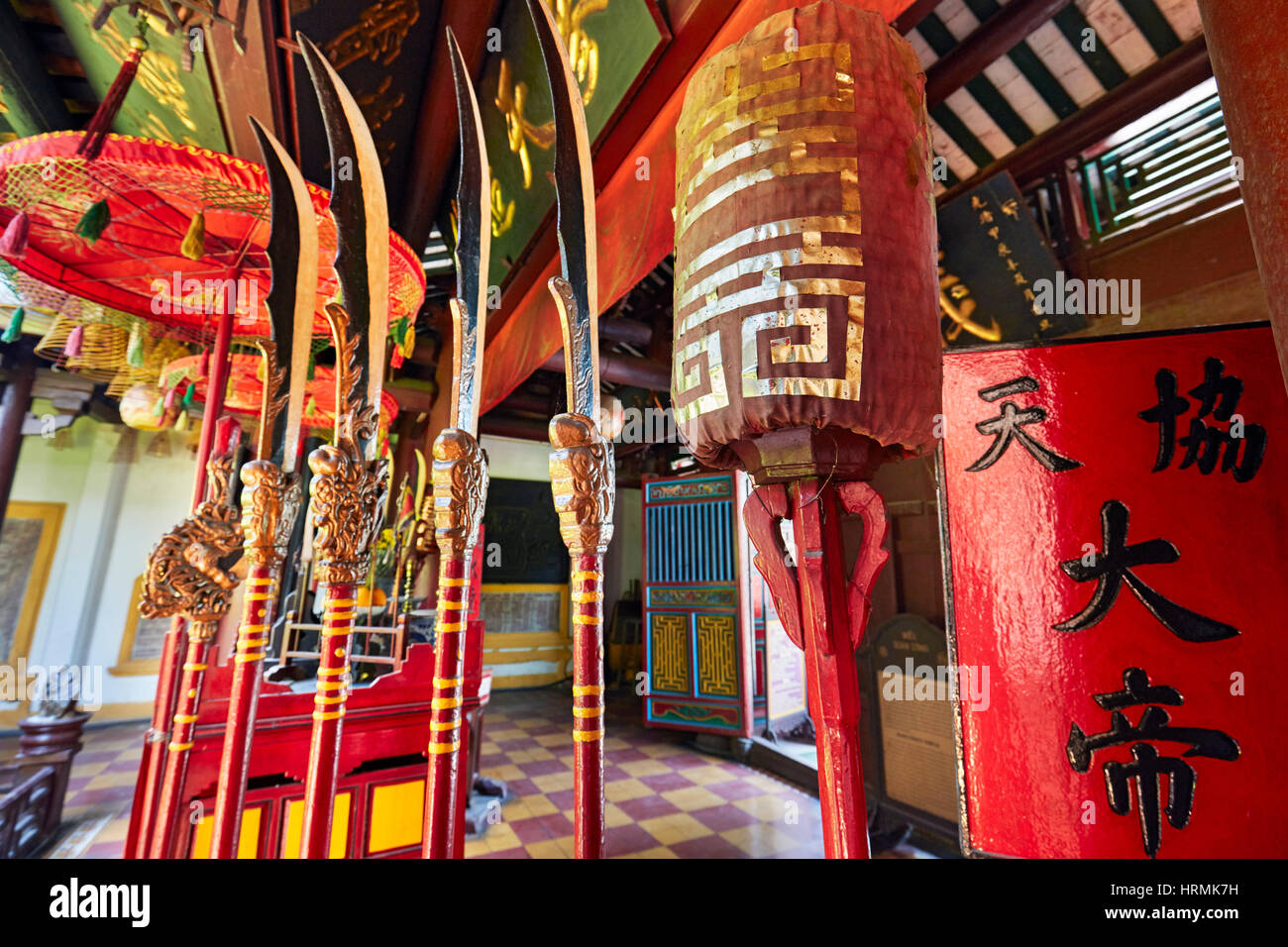 Colorful interior detail of the Quan Cong Temple. Hoi An Ancient Town ...