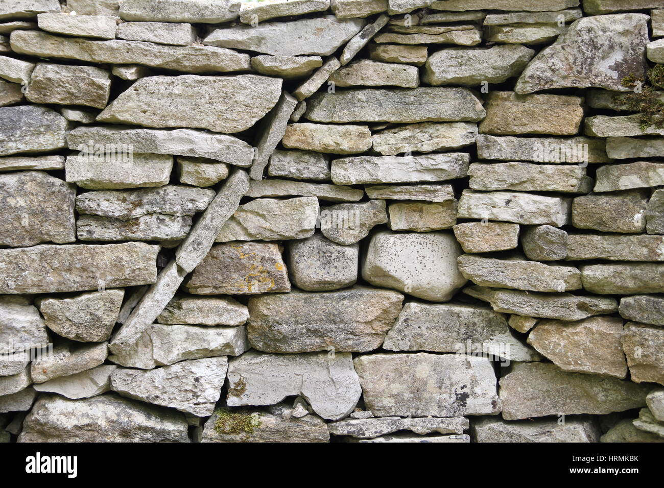 Curved circular texture pattern in a dry stone wall Stock Photo - Alamy