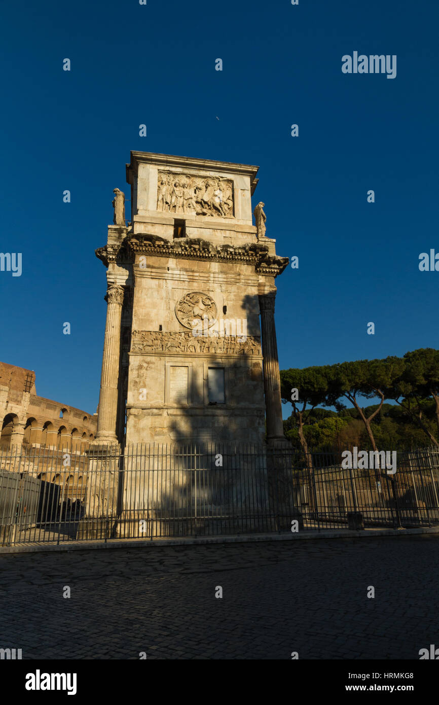 Side view of the Arch of Constantine, Rome Italy Stock Photo - Alamy