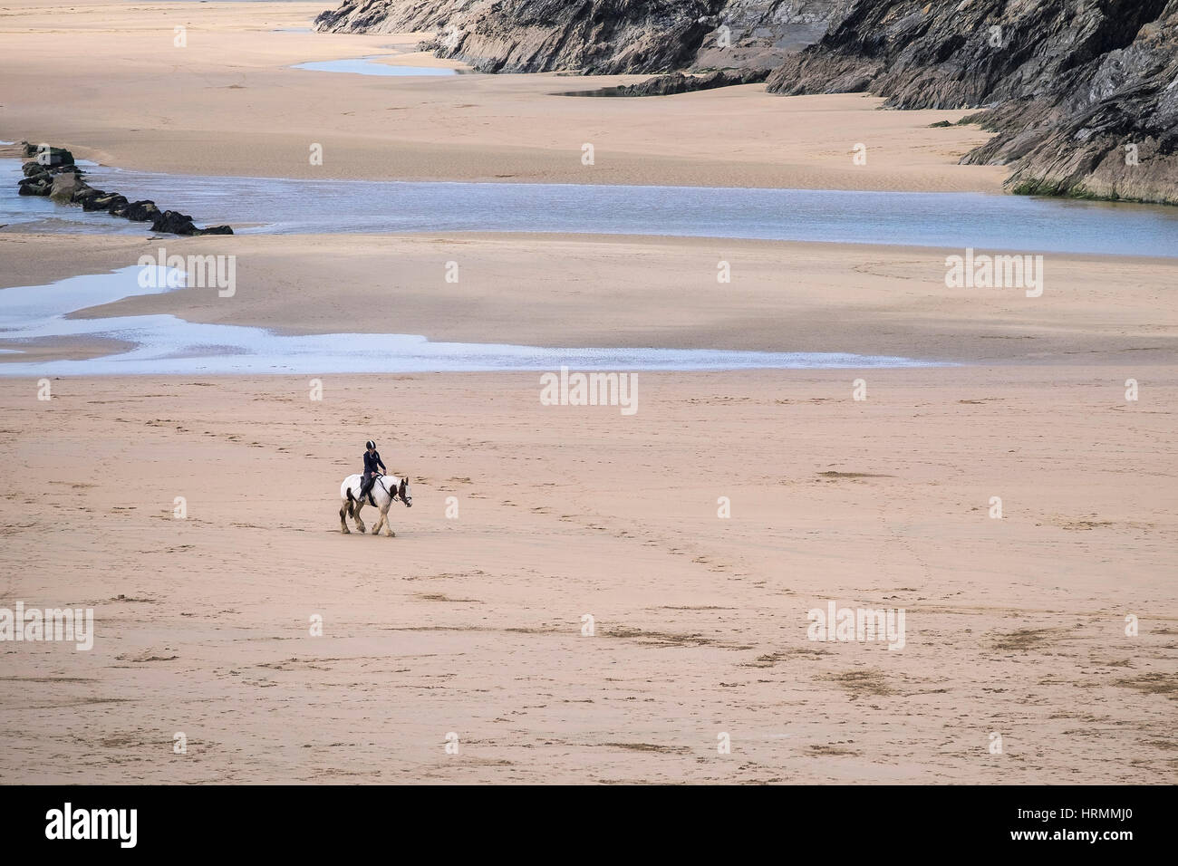 Riding into the distance hi-res stock photography and images - Alamy