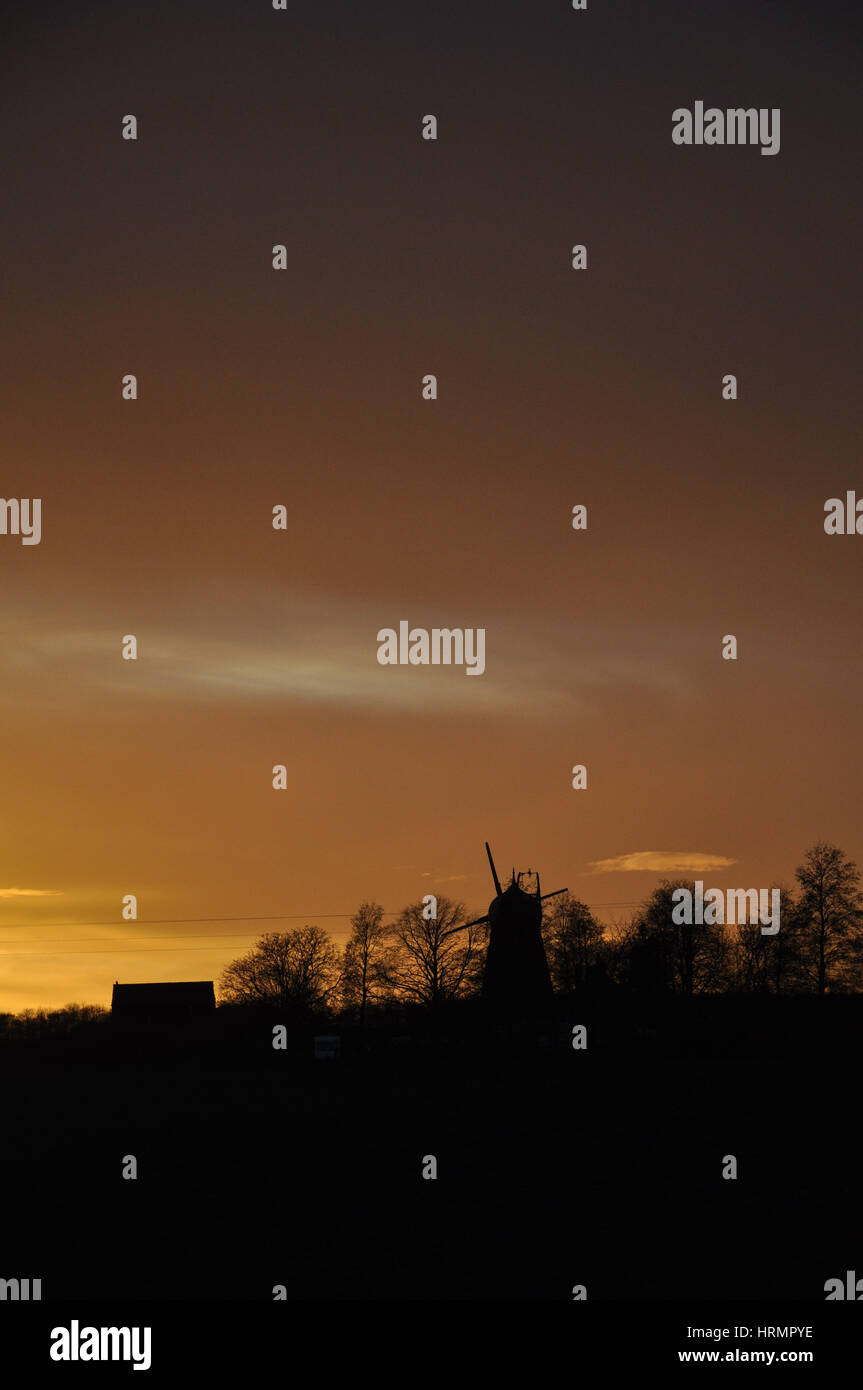 Barnack, UK. 2nd Mar, 2017. A sunset in Barnack, Cambridgeshire. Credit ...