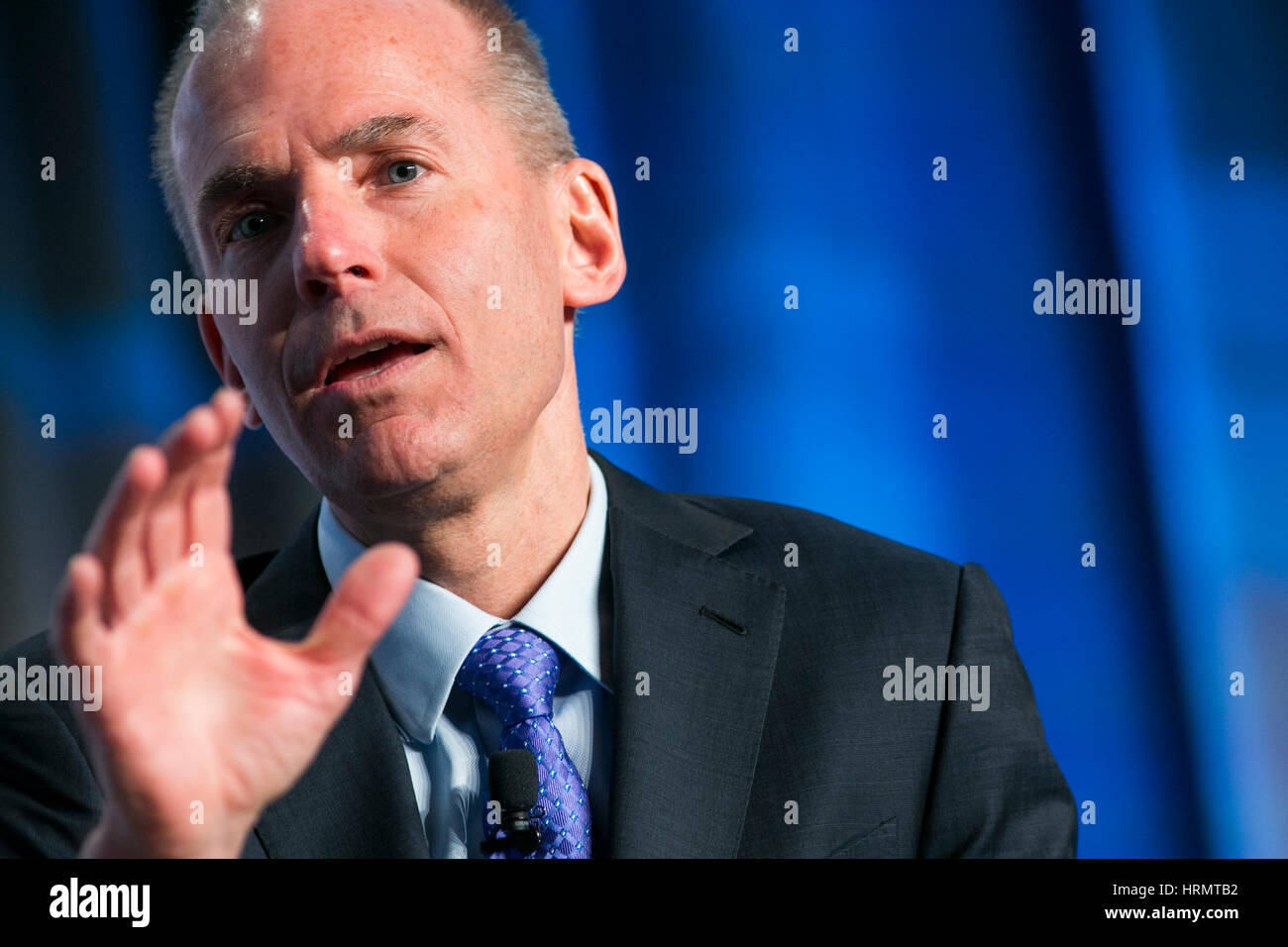 Dennis muilenburg hi-res stock photography and images - Alamy
