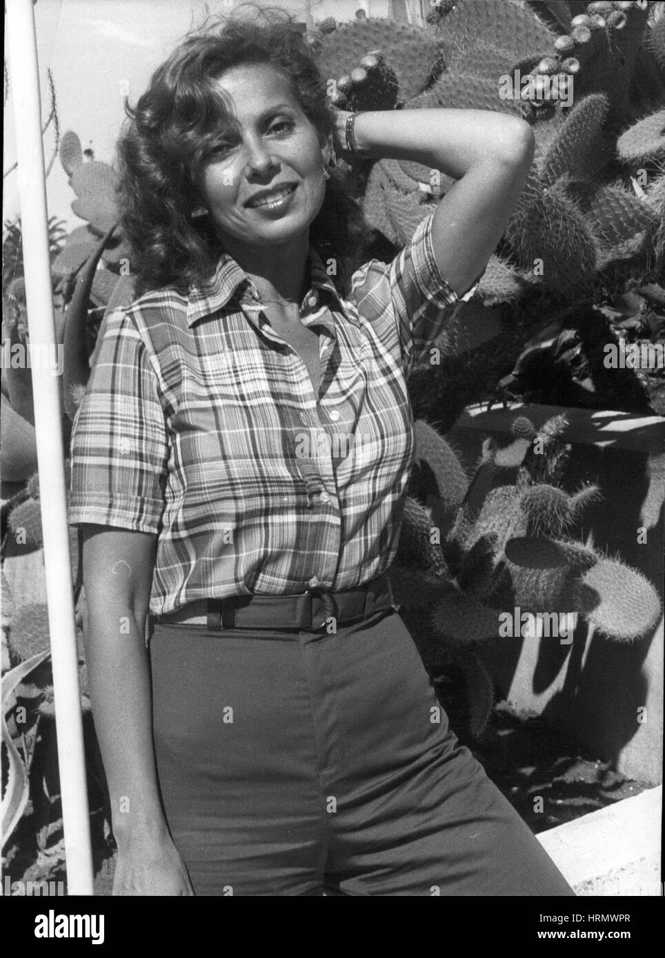 Aug. 02, 1977 - The American singer Abbe Lane made a brief stop on the ...