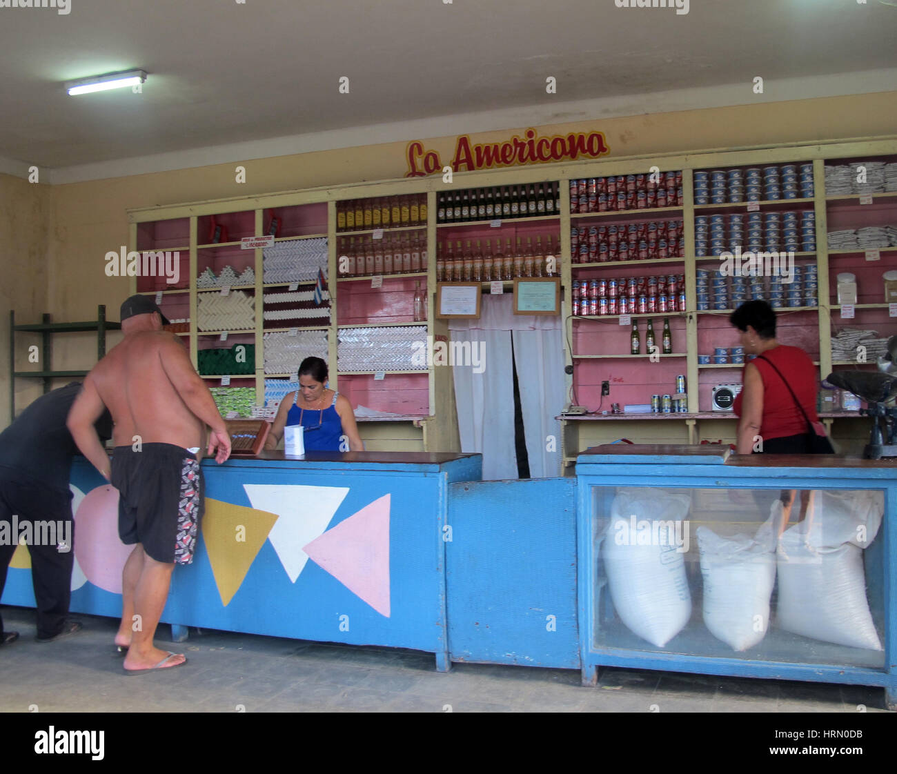 Cuba supermarket hi-res stock photography and images - Alamy