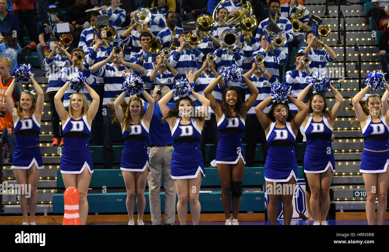 Pep band hi-res stock photography and images - Alamy