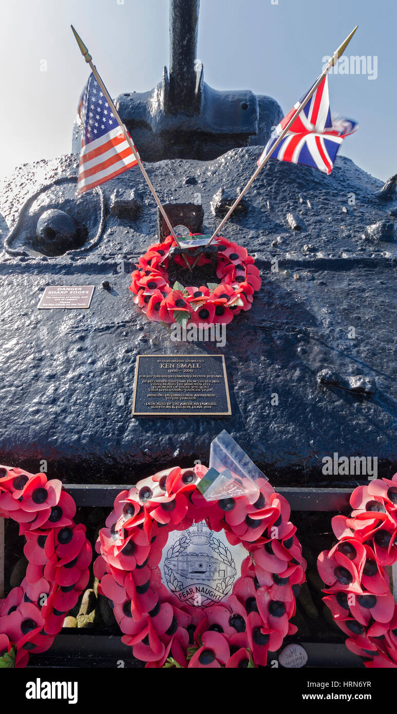Sherman tank monument slapton sands Devon Stock Photo - Alamy