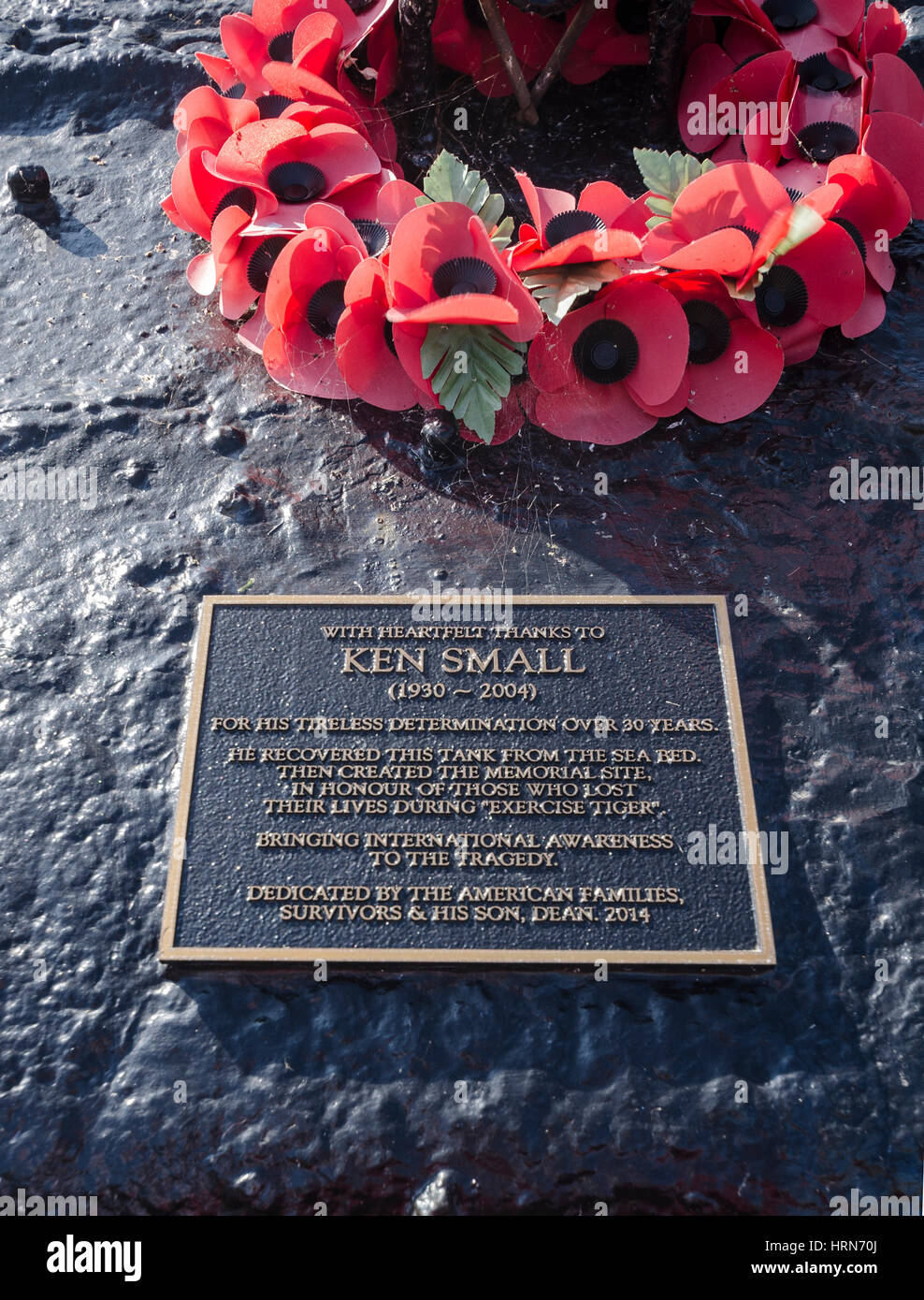 Sherman tank monument slapton sands Devon Stock Photo - Alamy