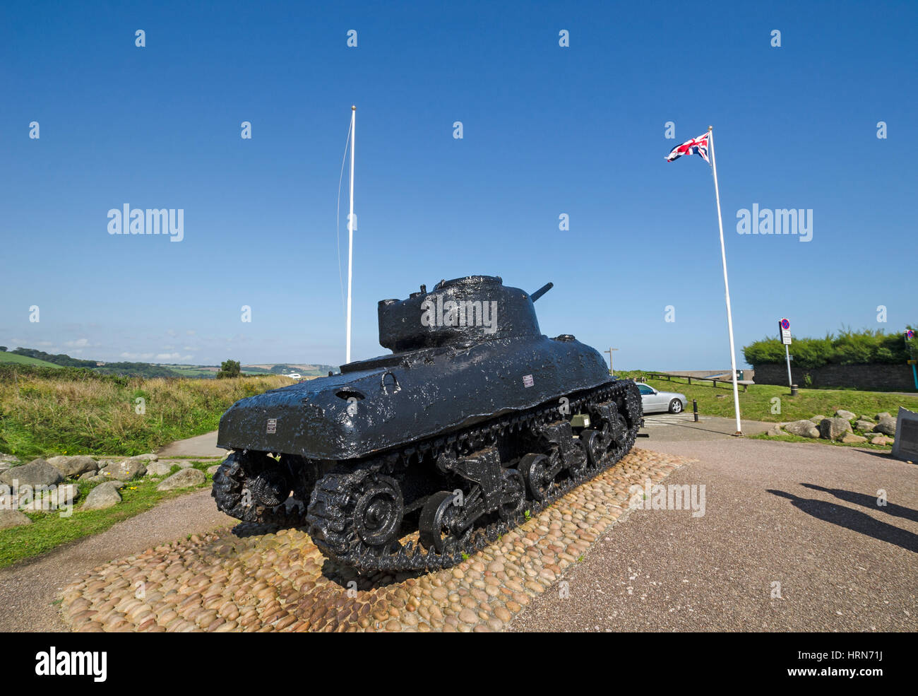 Sherman tank monument slapton sands Devon Stock Photo - Alamy
