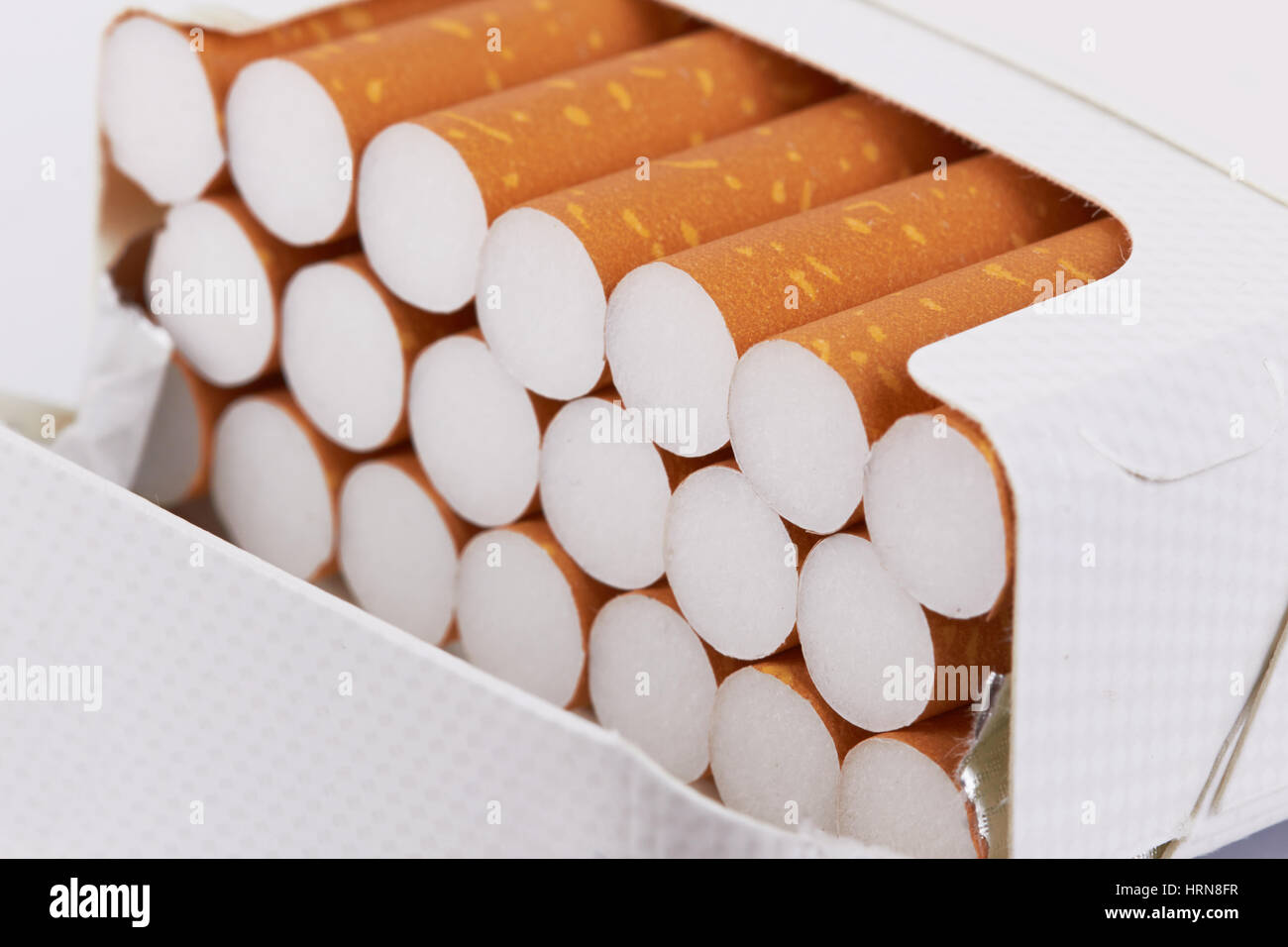 Cigarettes in ash tray hi-res stock photography and images - Alamy
