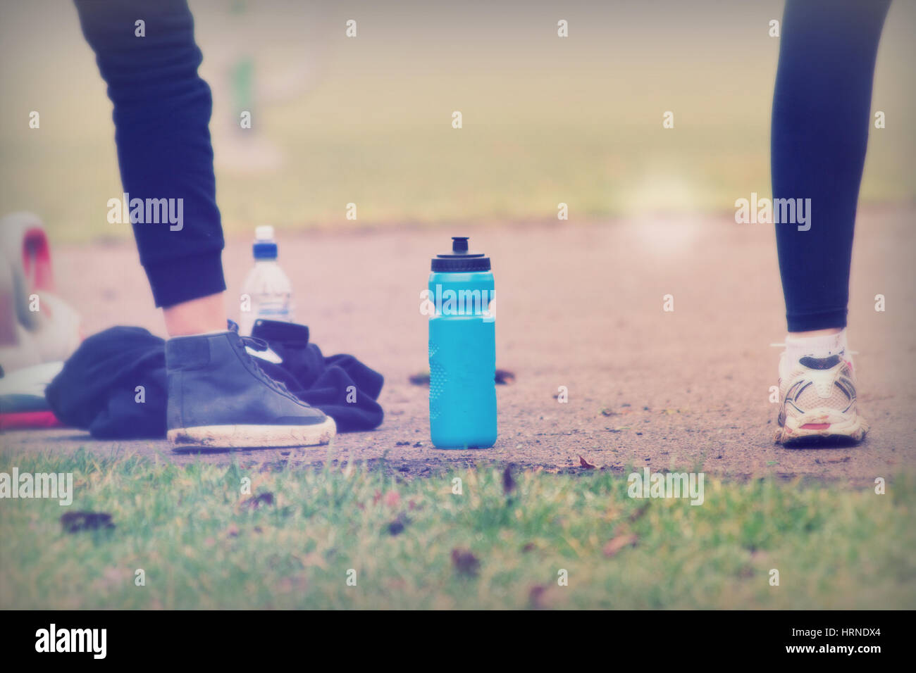 People doing keep fit exercise in the park Stock Photo - Alamy