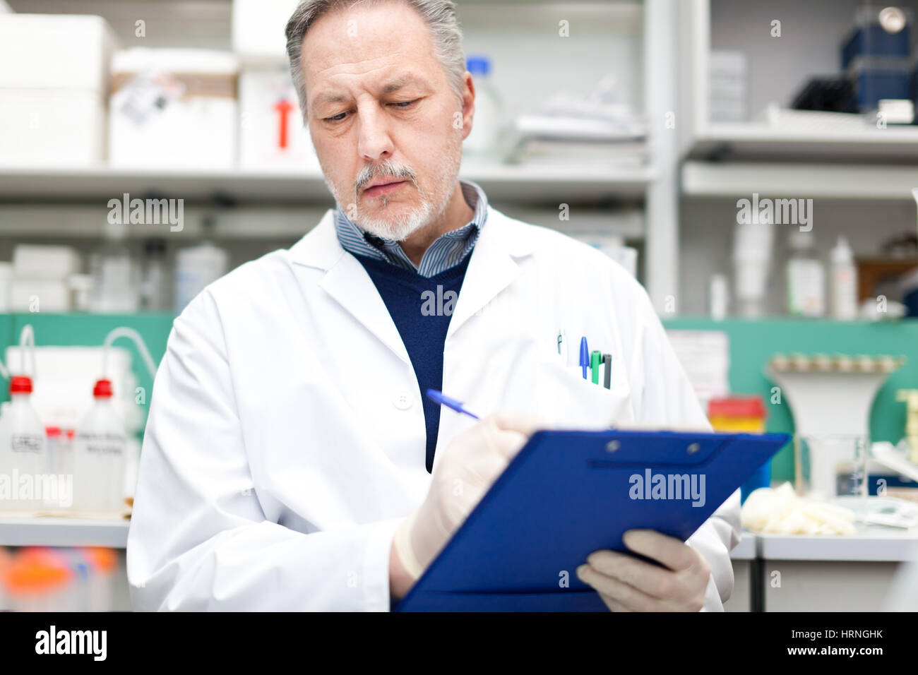 Researcher at work in a laboratory Stock Photo - Alamy