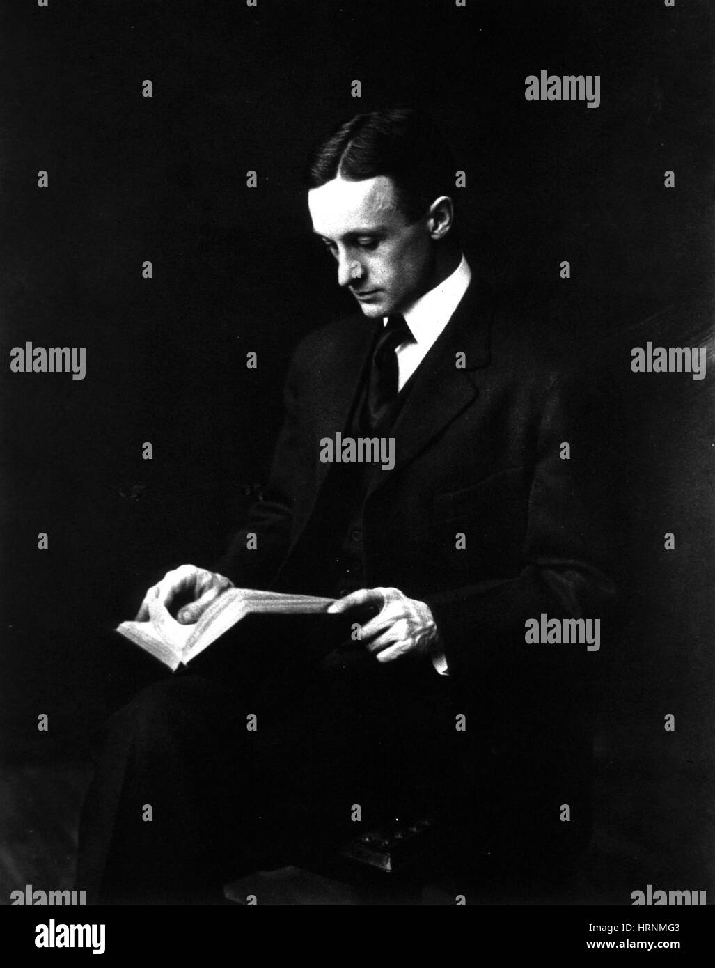 Doctor harvey cushing hi-res stock photography and images - Alamy