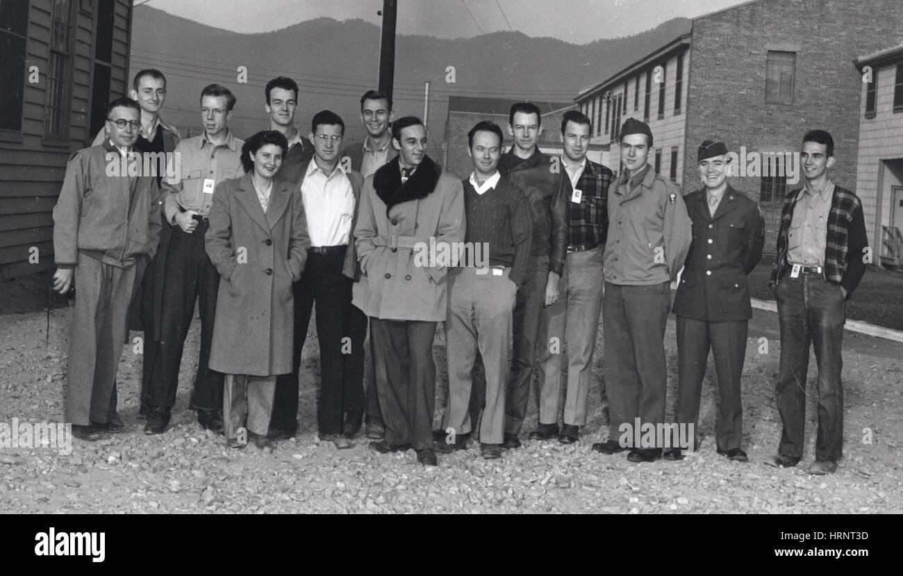 Manhattan Project, SegrÌ¬s Group Stock Photo - Alamy