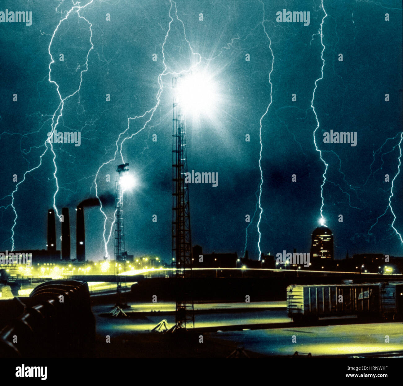 Severe lightning storm hi-res stock photography and images - Alamy