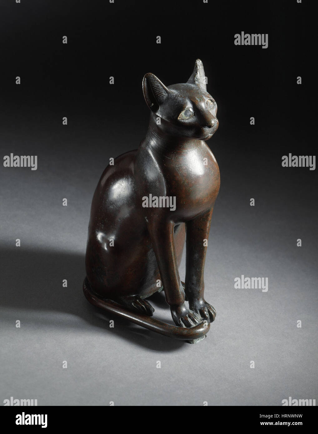 Egyptian goddess bast hi-res stock photography and images - Alamy