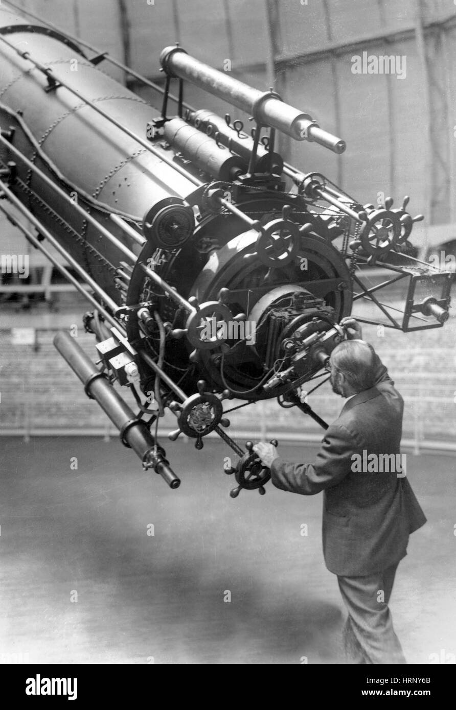 Telescope observatory astronomer Black and White Stock Photos & Images ...