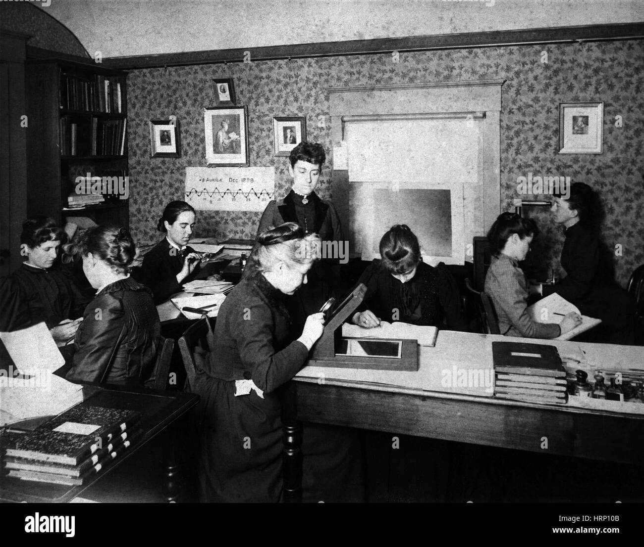 Harem hi-res stock photography and images - Alamy