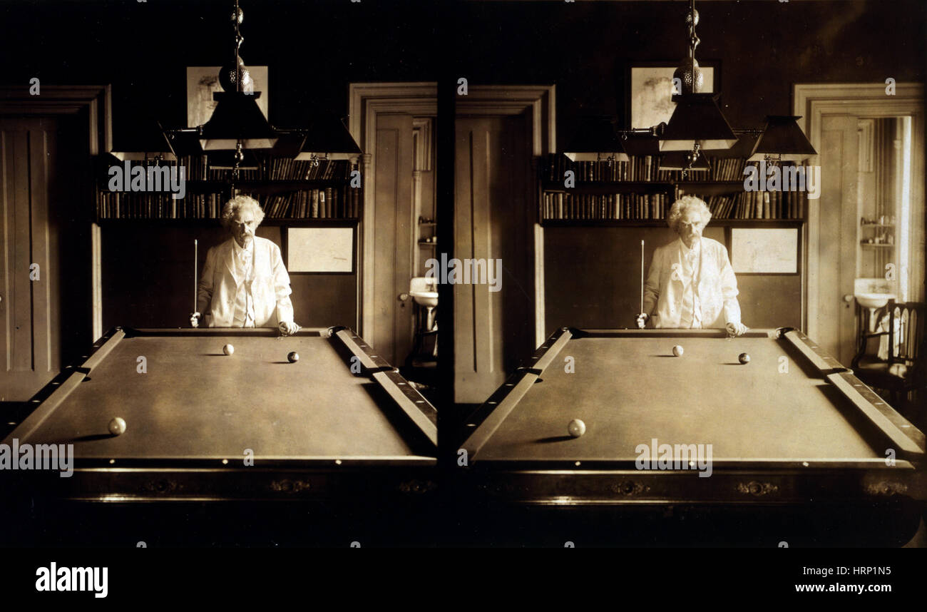 American humorist hi-res stock photography and images - Alamy