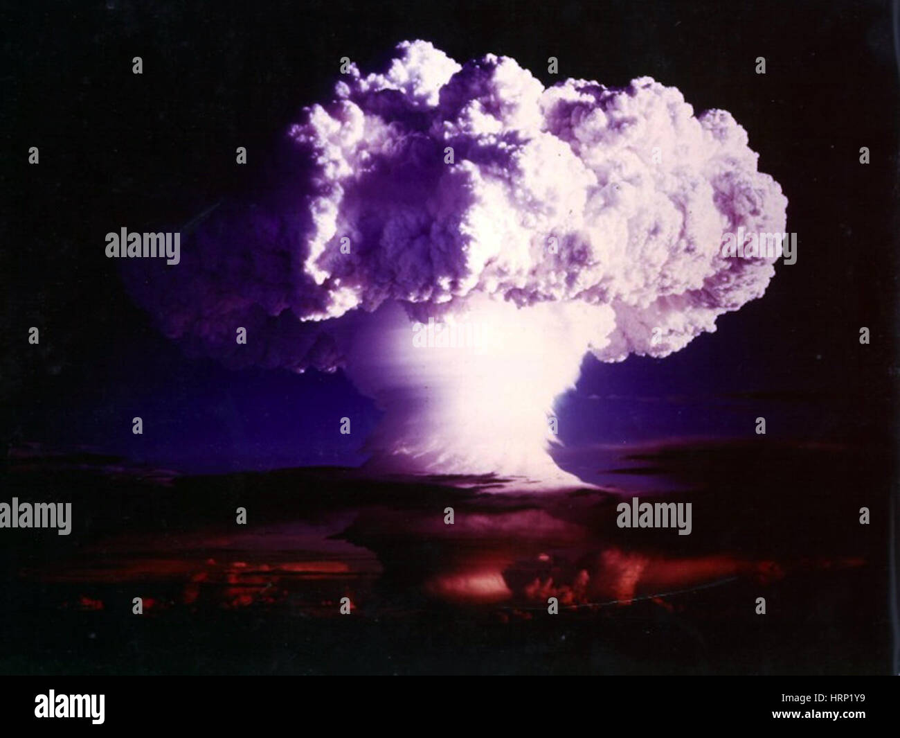 Ivy mike test hi-res stock photography and images - Alamy