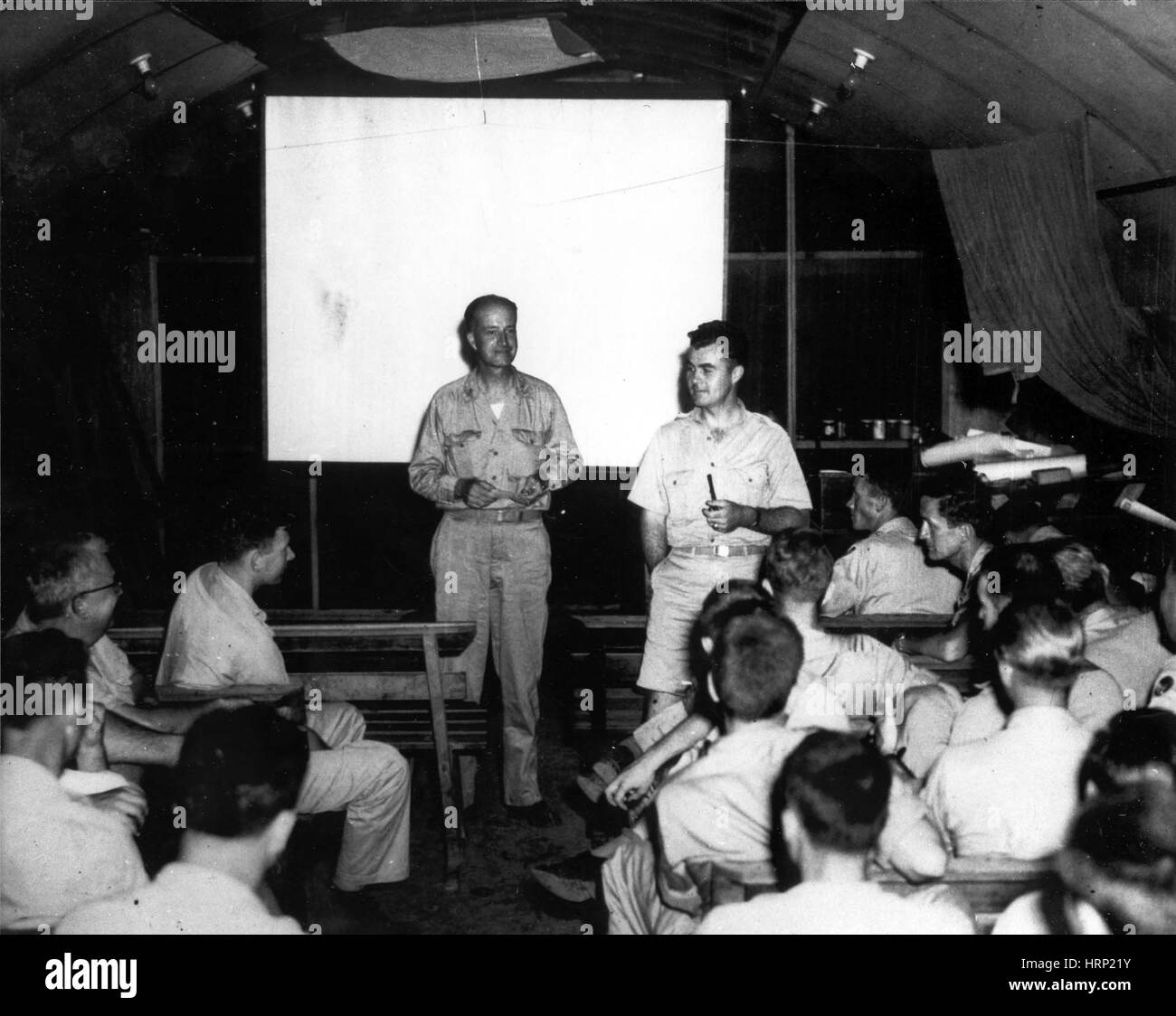 B 29 crew hi-res stock photography and images - Alamy