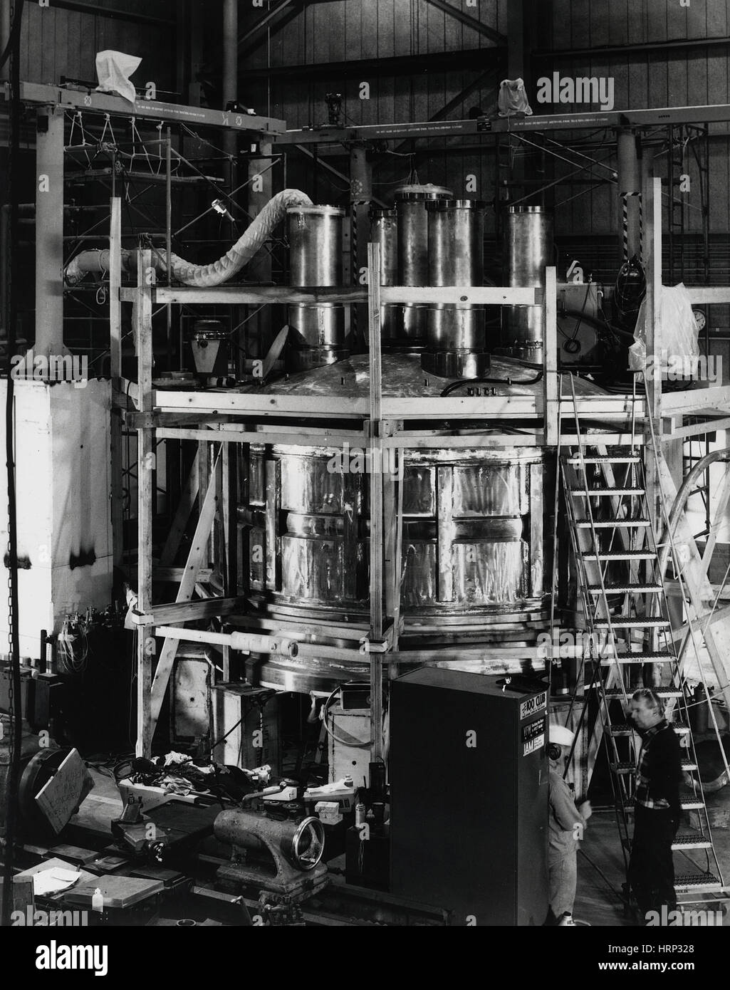 Hydrogen bubble chamber hi-res stock photography and images - Alamy