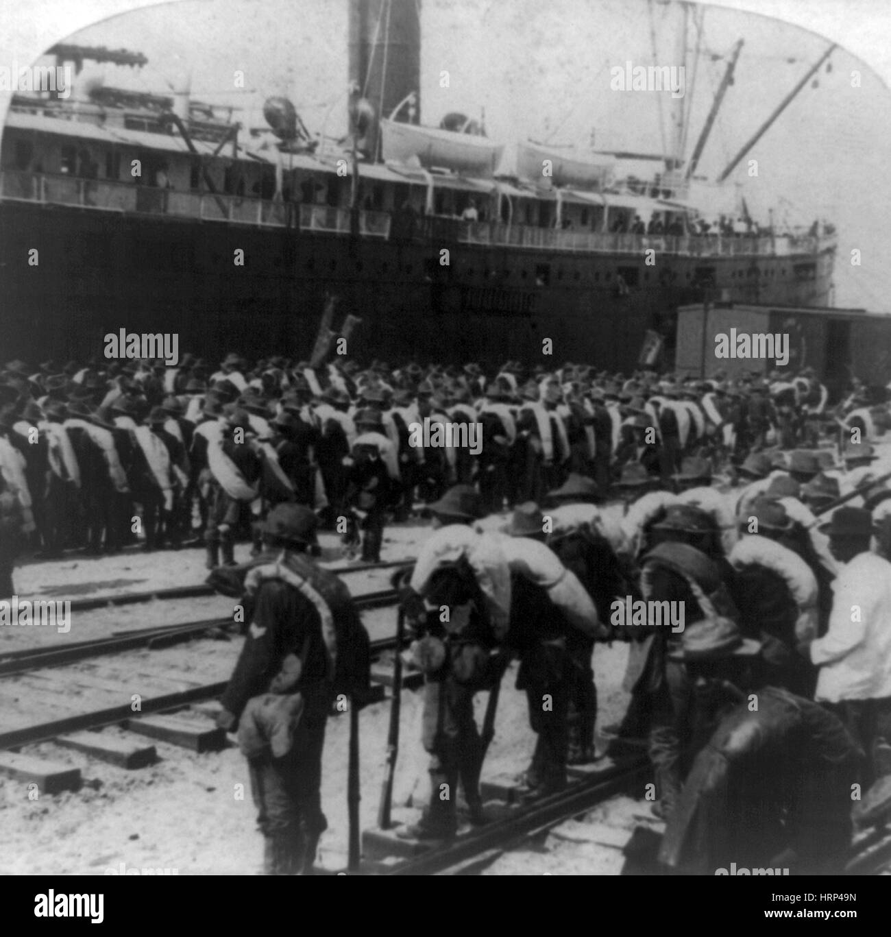 Spanish troops 1898 Black and White Stock Photos & Images - Alamy