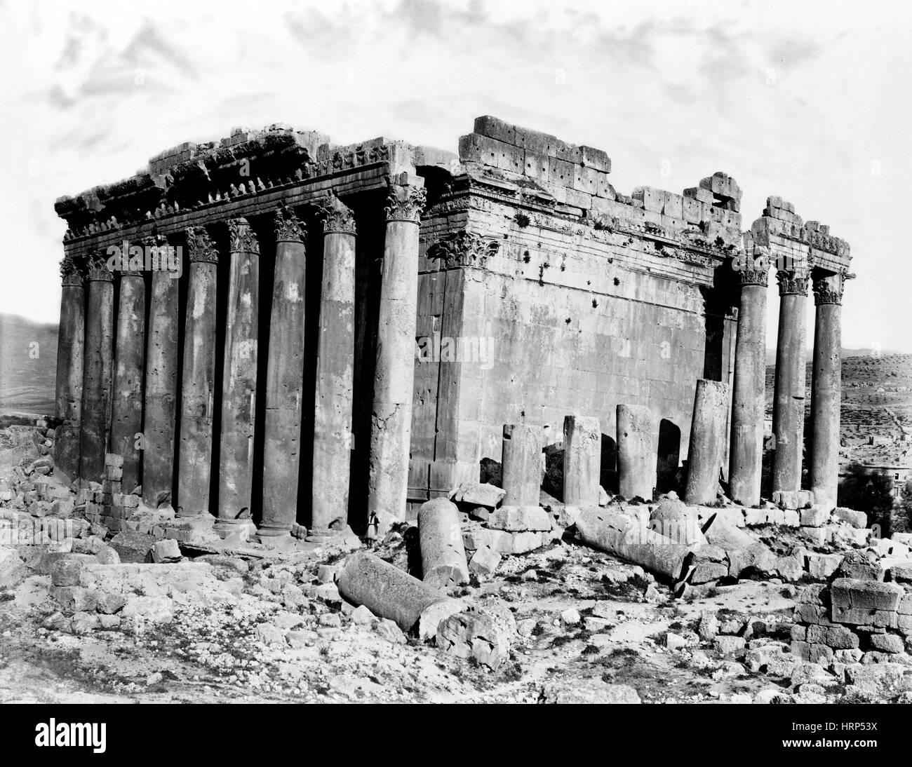 Baalbek lebanon roman temple Black and White Stock Photos & Images - Alamy