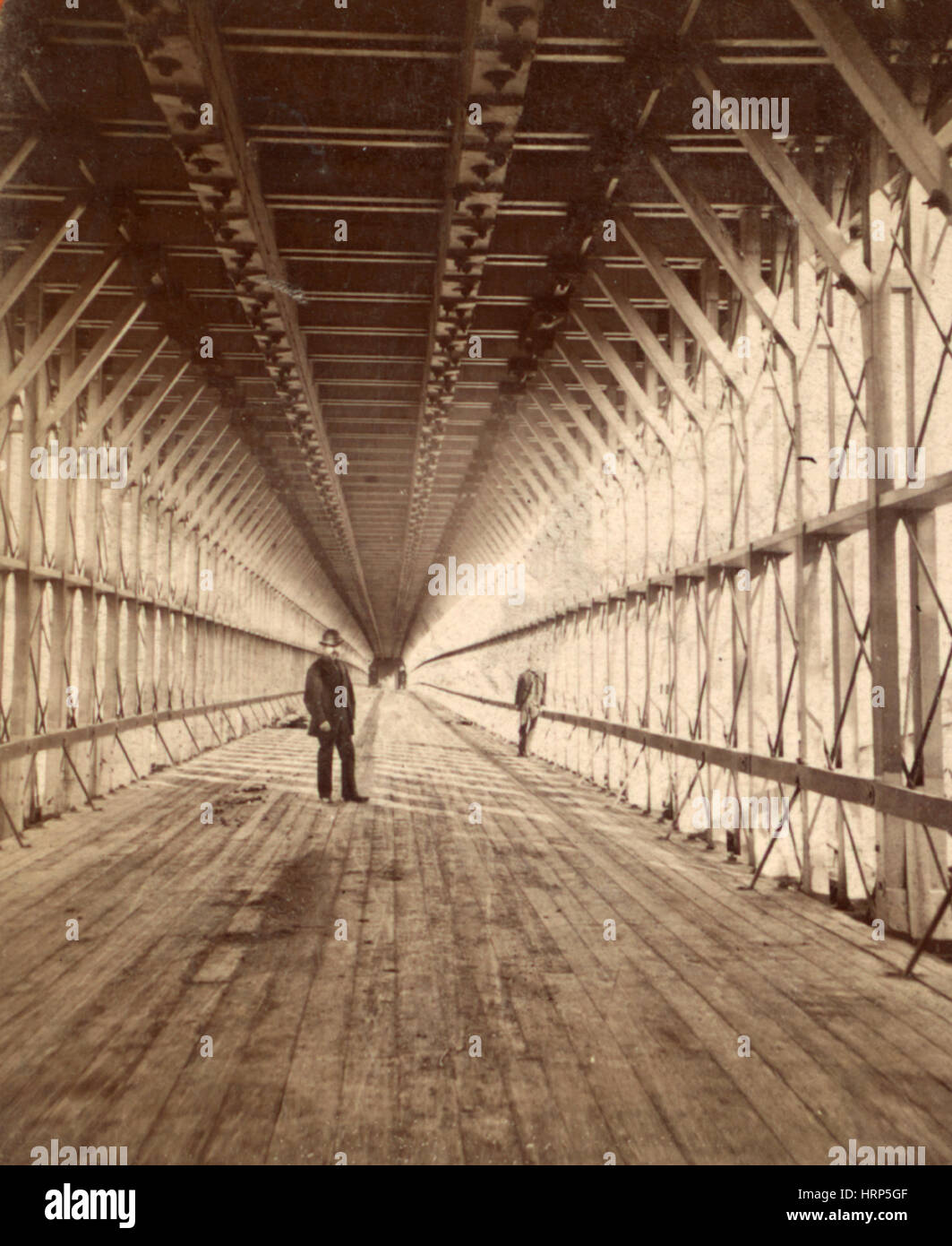 Niagara falls suspension bridge hi-res stock photography and images - Alamy