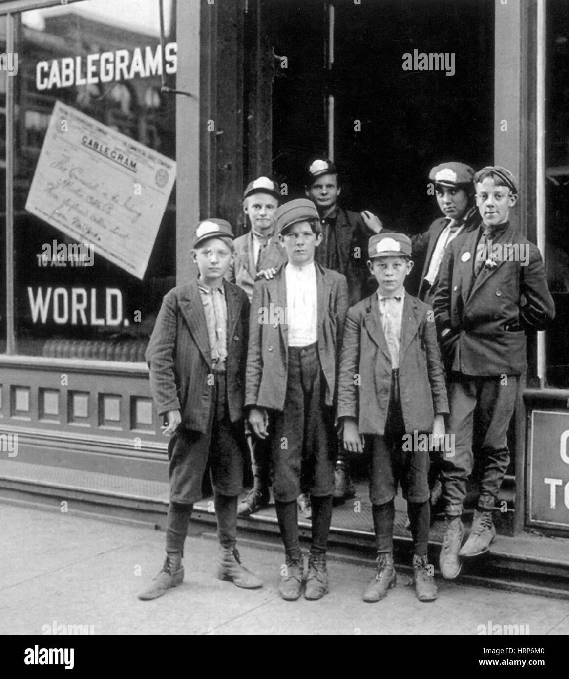 Telegraph Boys, Lewis Hine, 1908 Stock Photo - Alamy