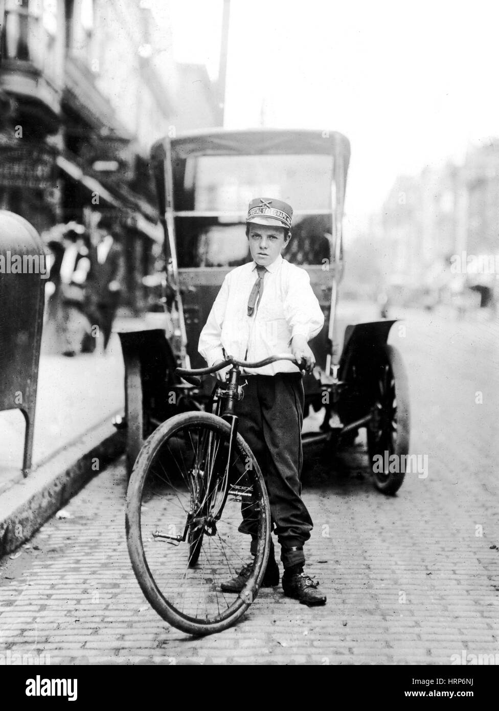 Telegram delivery boy hi-res stock photography and images - Alamy