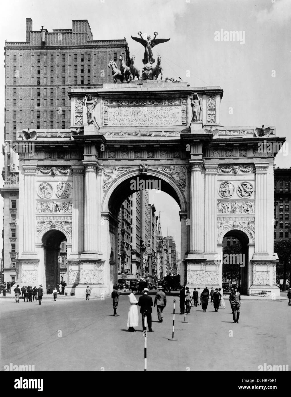 Victory Arch High Resolution Stock Photography and Images - Alamy