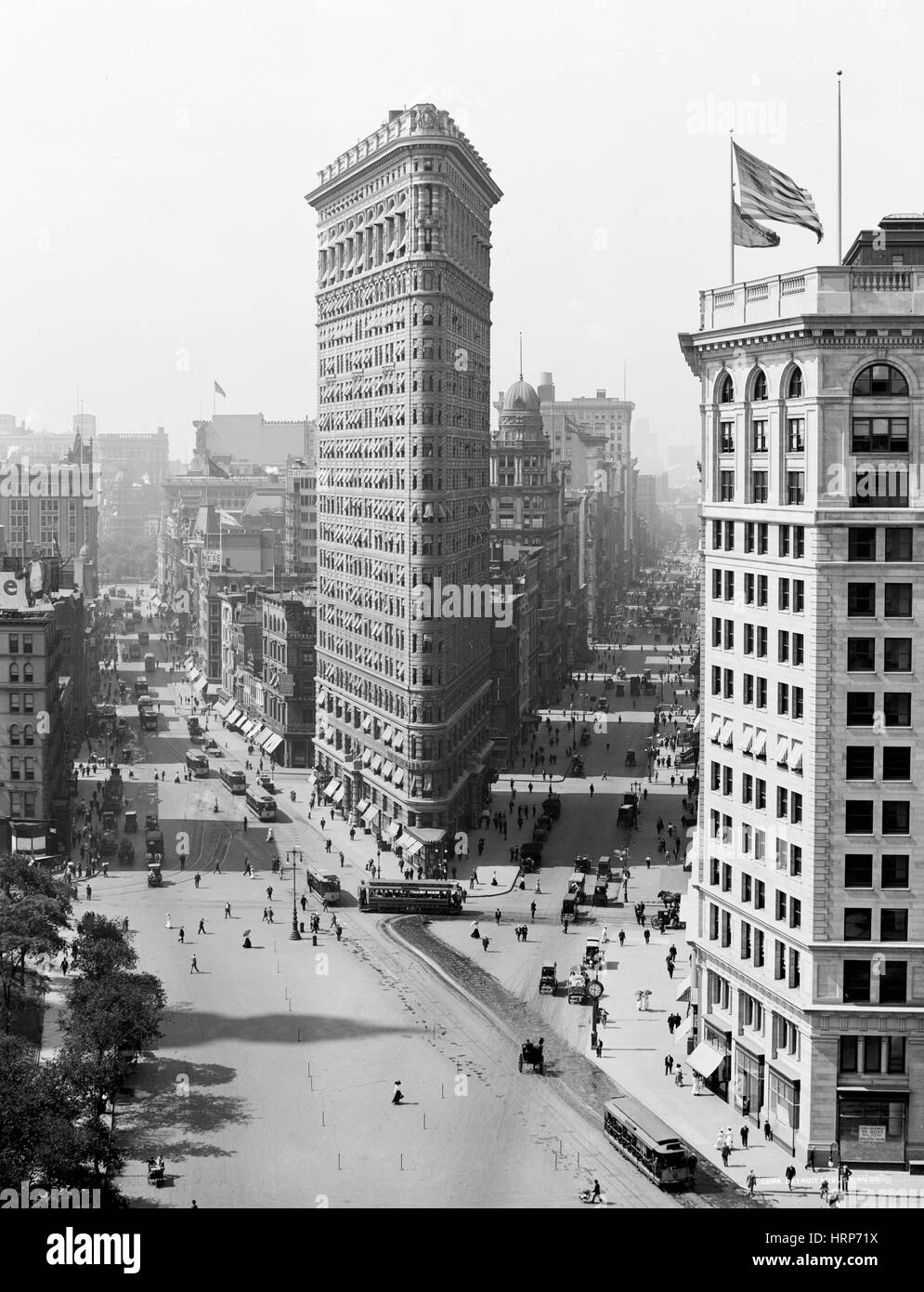 Flatiron building 1900s hi-res stock photography and images - Alamy