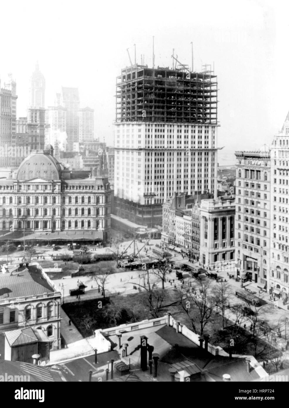 Skyscraper construction 1910s hi-res stock photography and images - Alamy