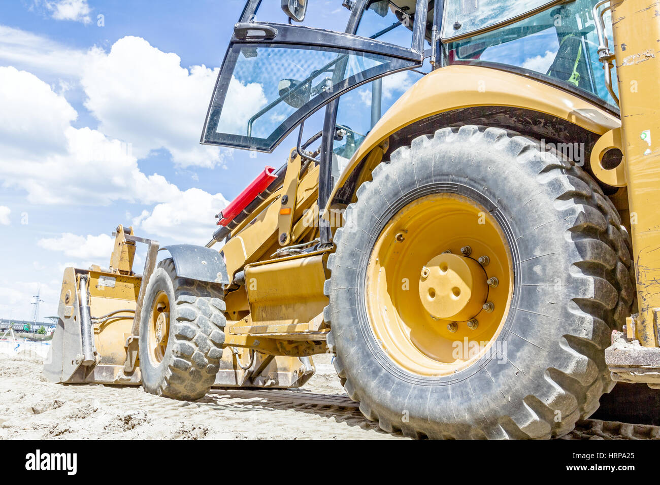 Side view excavator on construction hi-res stock photography and images ...