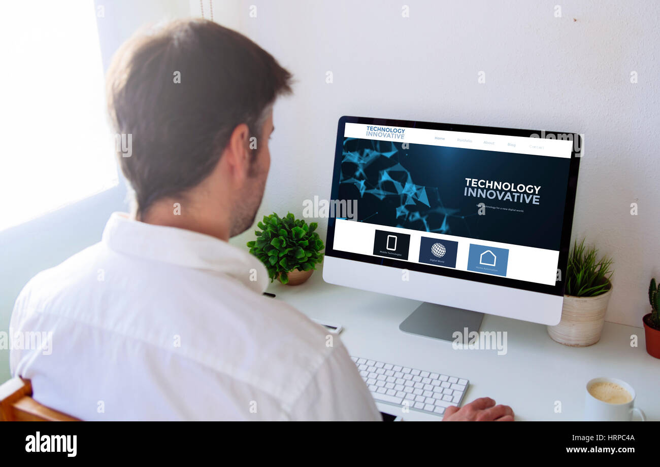 Innovative learning technology hi-res stock photography and images - Alamy