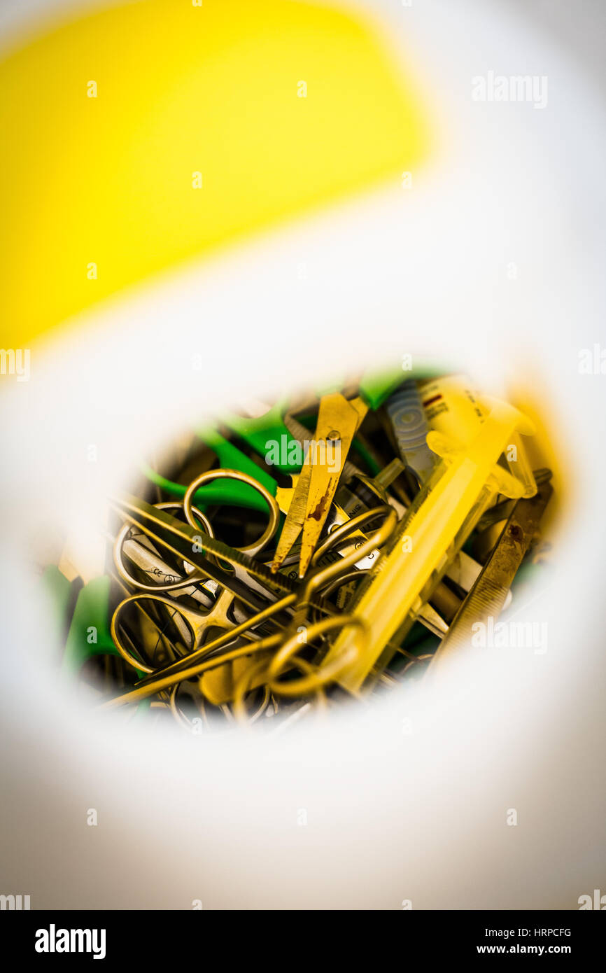 Sharps disposal container hi-res stock photography and images - Alamy