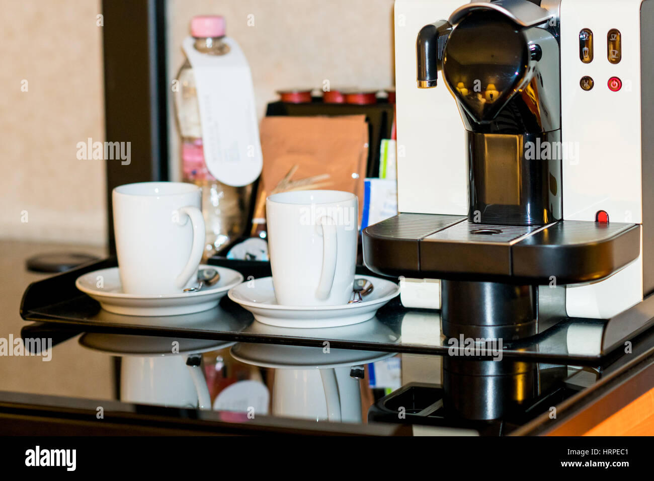 Machine shop table hi-res stock photography and images - Alamy