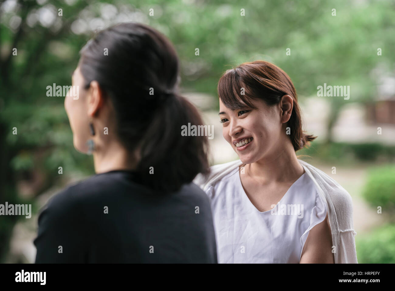 Young person learning japanese hi-res stock photography and images - Alamy